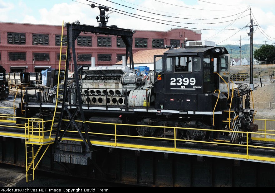 NS 2399 goes for a ride on the turntable at NSs Juniata Shops